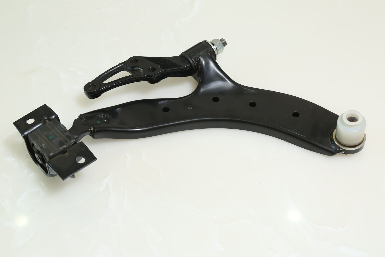 Control Arm – Somic ZF